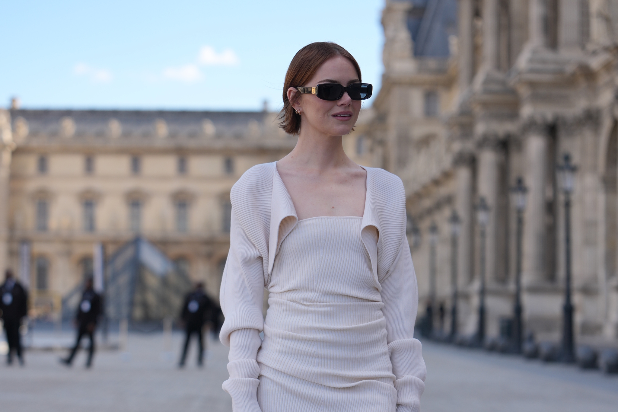 Emma Stone: Αυτό το πράσινο 90s look της κάτι μας θυμίζει