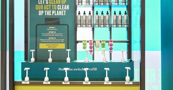 Η The Body Shop παρουσιάζει το νέο πρόγραμμα refill με το 1ο...